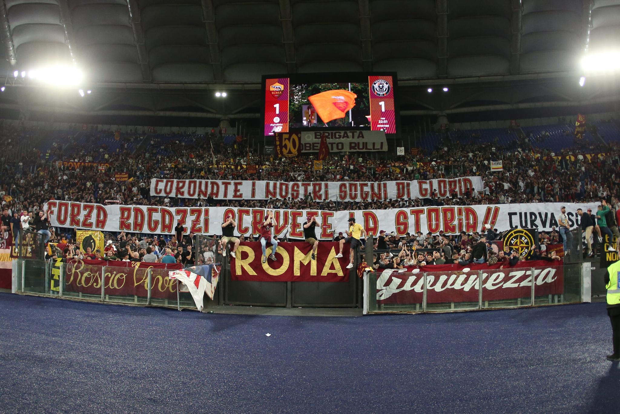 Curva Sud, messaggio alla Roma: "Coronate i nostri sogni e scrivete la ...